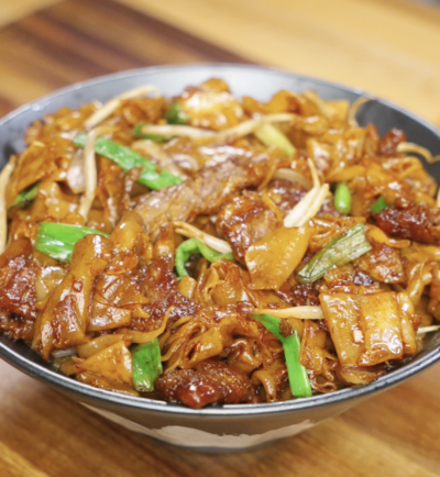 Beef Chow Fun - I Am Never Full