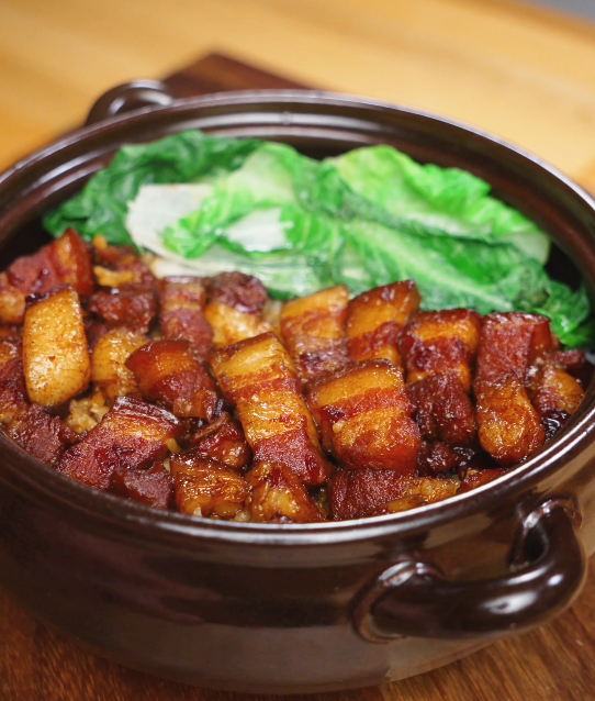 Red Braised Pork Belly - I Am Never Full